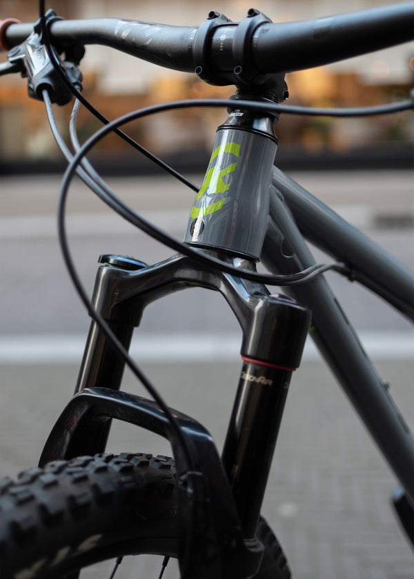 Lola - Kona Honzo St - Lola webshop